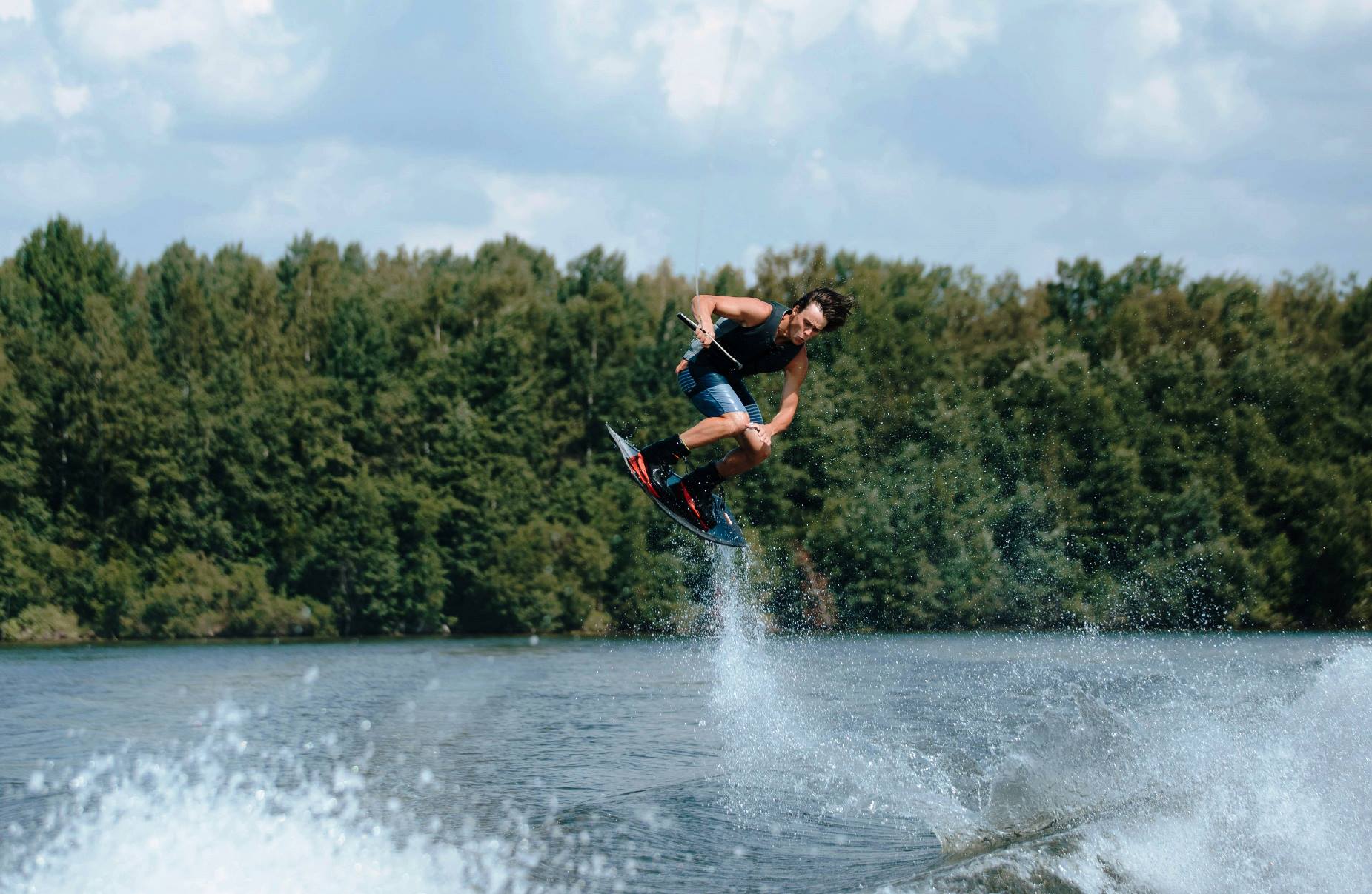 9 Tips for Quickly Improving Balance in Wakeboarding